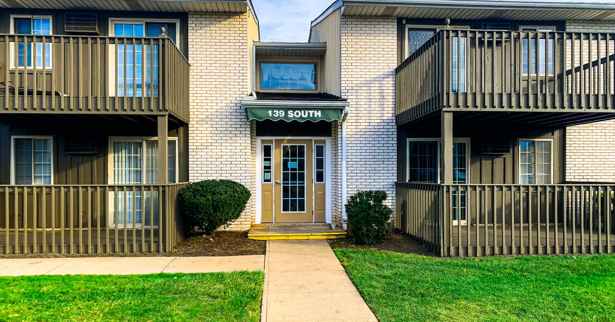 Home | Academy Court